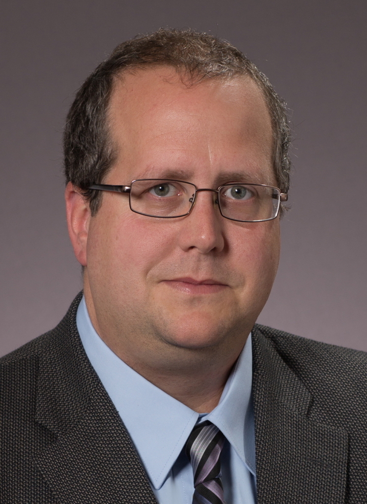 Mack Team Grows with Demand - Mack Molding Co.